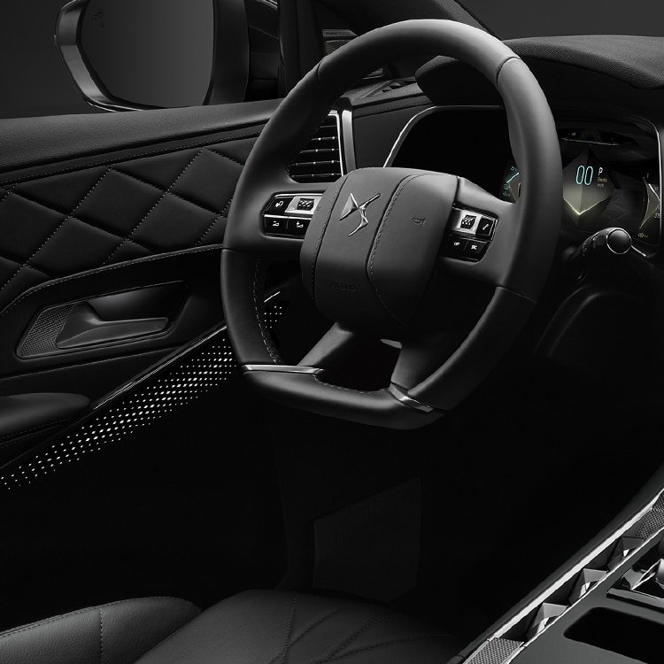 DS 7 E-TENSE 4x4 360 | Премиум SUV | DS Automobiles